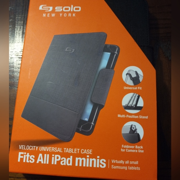 solo | Tablets & Accessories | Solo New York Velocity Universal Tablet ...